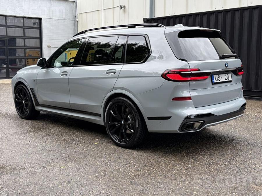 Pelēks BMW X7 2024 Rīga, ar dzinēja tilpumu 3.00 L un nobraukumu 73 tūkst. km par 82500 €, foto 4 vietnē AUTOMOTO.COM.LV