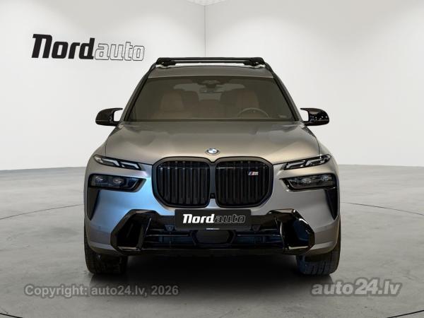 БМВ X7 2024 в Таллин на AUTOMOTO.COM.LV Серый БМВ X7 2024 в Таллин, объемом двигателя 4.40 л и пробегом 49 тыс. км за 99900 €, фото 4 на AUTOMOTO.COM.LV