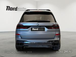 Pelēks BMW X7 2024 Tallina, ar dzinēja tilpumu 4.40 L un nobraukumu 49 tūkst. km par 99900 €, foto 5 vietnē AUTOMOTO.COM.LV