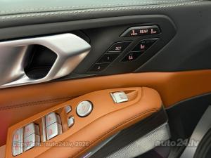 Pelēks BMW X7 2024 Tallina, ar dzinēja tilpumu 4.40 L un nobraukumu 49 tūkst. km par 99900 €, foto 16 vietnē AUTOMOTO.COM.LV