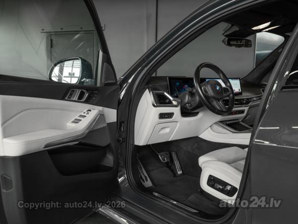 Серый БМВ X7 2024 в Таллин, объемом двигателя 3.00 л и пробегом 134 тыс. км за 84900 €, фото 8 на AUTOMOTO.COM.LV