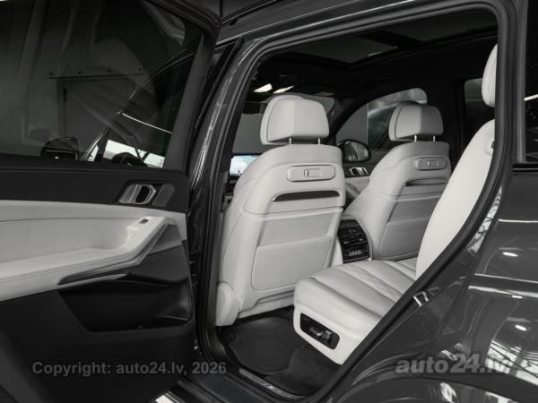 Серый БМВ X7 2024 в Таллин, объемом двигателя 3.00 л и пробегом 134 тыс. км за 84900 €, фото 10 на AUTOMOTO.COM.LV