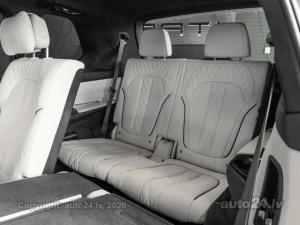 Grey BMW X7 2024 in Tallinn, with an engine capacity of 3.00 L and mileage of 134 thousand km for 84900 €, photo 12 on AUTOMOTO.COM.LV