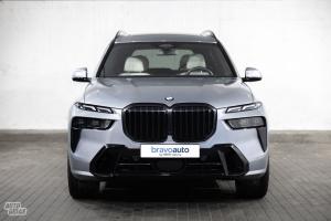 Grey BMW X7 2025 in Vilnius, with an engine capacity of 3.00 L and mileage of 38 thousand km for 98491 €, photo 2 on AUTOMOTO.COM.LV