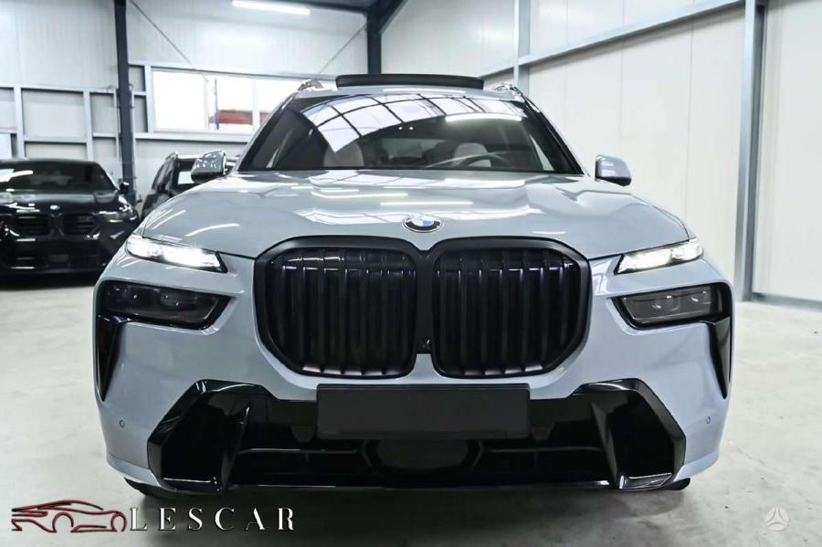 Pelēks BMW X7 2025 Viļņa, ar dzinēja tilpumu 2.99 L un nobraukumu 33 tūkst. km par 103000 €, foto 2 vietnē AUTOMOTO.COM.LV