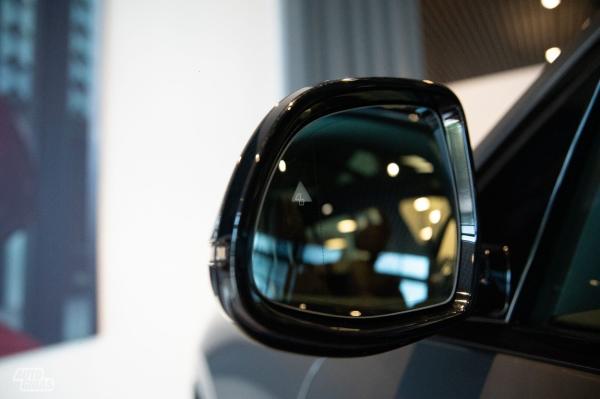 Grey BMW X7 2025 in Kaunas, with an engine capacity of 3.00 L and mileage of 16 thousand km for 95771 €, photo 9 on AUTOMOTO.COM.LV