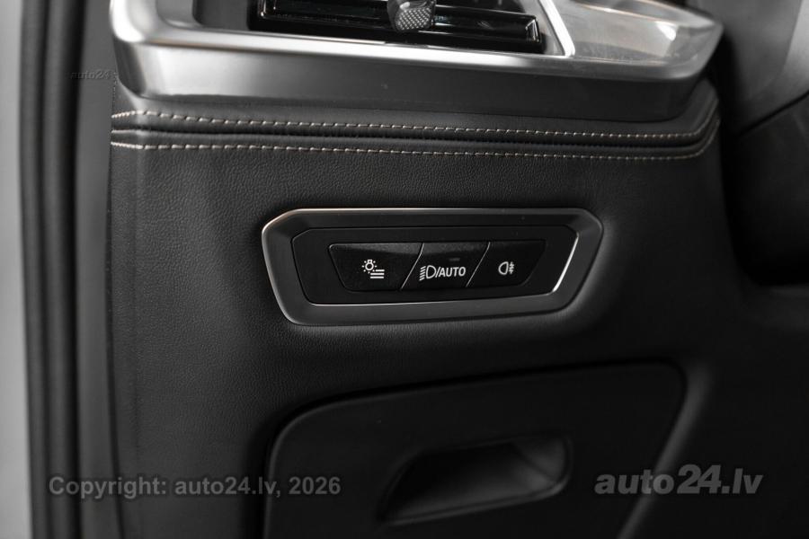 Pelēks BMW X7 2026 Rīga, ar dzinēja tilpumu 3.00 L un nobraukumu 7 tūkst. km par 96800 €, foto 17 vietnē AUTOMOTO.COM.LV
