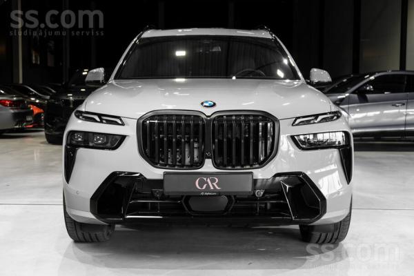 Grey BMW X7 2026 in Riga, with an engine capacity of 3.00 L and mileage of 18 thousand km for 96800 €, photo 2 on AUTOMOTO.COM.LV