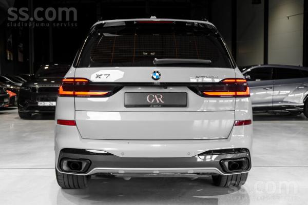Grey BMW X7 2026 in Riga, with an engine capacity of 3.00 L and mileage of 18 thousand km for 96800 €, photo 5 on AUTOMOTO.COM.LV