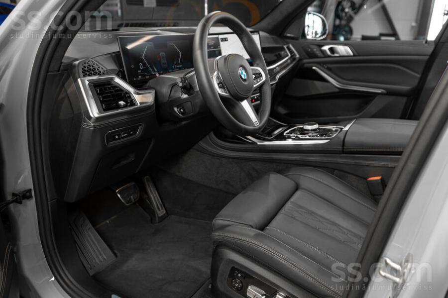 Grey BMW X7 2026 in Riga, with an engine capacity of 3.00 L and mileage of 18 thousand km for 96800 €, photo 10 on AUTOMOTO.COM.LV