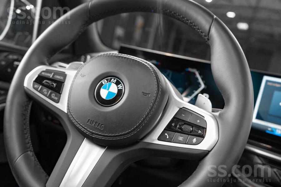 Grey BMW X7 2026 in Riga, with an engine capacity of 3.00 L and mileage of 18 thousand km for 96800 €, photo 23 on AUTOMOTO.COM.LV