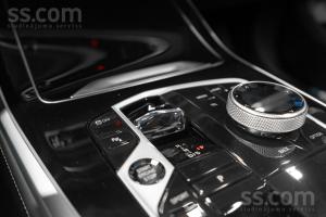 Grey BMW X7 2026 in Riga, with an engine capacity of 3.00 L and mileage of 18 thousand km for 96800 €, photo 32 on AUTOMOTO.COM.LV