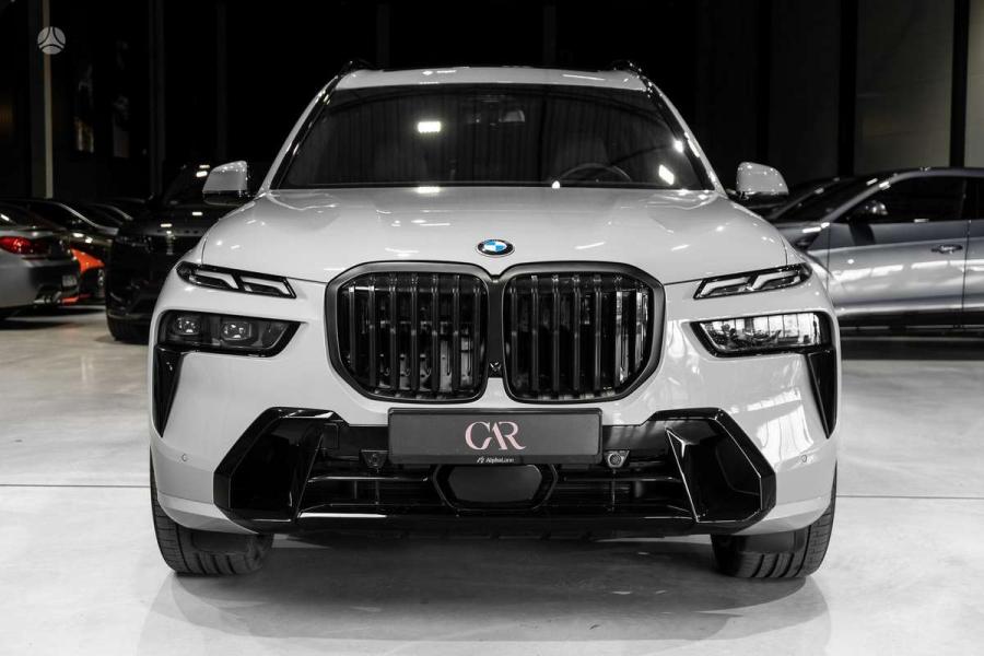 Pelēks BMW X7 2026 Rīga, ar dzinēja tilpumu 2.99 L un nobraukumu 18 tūkst. km par 96800 €, foto 3 vietnē AUTOMOTO.COM.LV