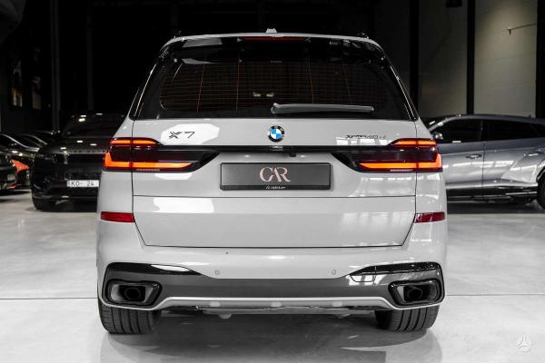 Grey BMW X7 2026 in Riga, with an engine capacity of 2.99 L and mileage of 18 thousand km for 96800 €, photo 6 on AUTOMOTO.COM.LV