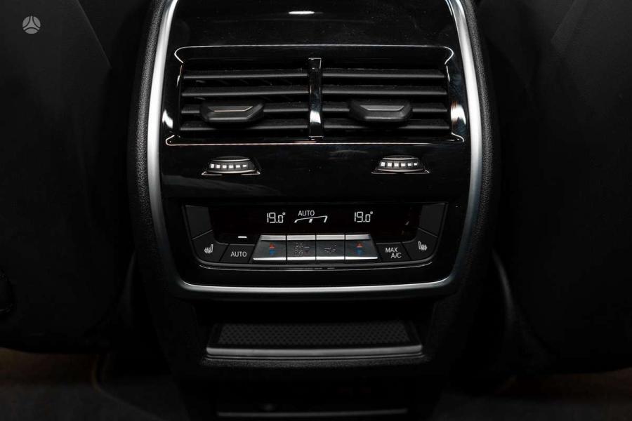 Pelēks BMW X7 2026 Rīga, ar dzinēja tilpumu 2.99 L un nobraukumu 18 tūkst. km par 96800 €, foto 14 vietnē AUTOMOTO.COM.LV