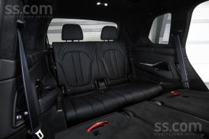 Серый БМВ X7 2026 в Тукумс, объемом двигателя 3.00 л и пробегом 7 тыс. км за 102777 €, фото 28 на AUTOMOTO.COM.LV