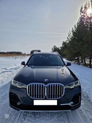 Grey BMW X7 2020 in Klaipeda, with an engine capacity of 4.00 L and mileage of 109 thousand km for 48500 €, photo  on AUTOMOTO.COM.LV