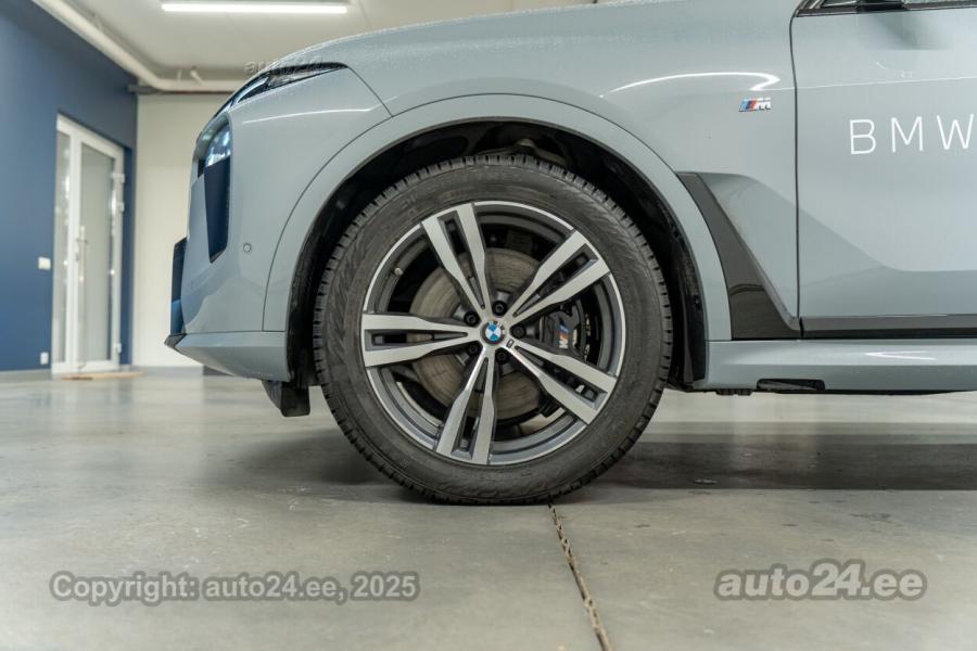 Pelēks BMW X7 2025 Tallina, ar dzinēja tilpumu 3.00 L un nobraukumu 5 tūkst. km par 99639 €, foto 7 vietnē AUTOMOTO.COM.LV