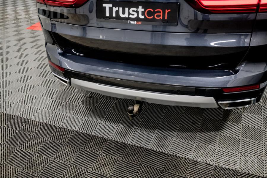 Pelēks BMW X7 2019 Tallina, ar dzinēja tilpumu 3.00 L un nobraukumu 187 tūkst. km par 46999 €, foto 9 vietnē AUTOMOTO.COM.LV