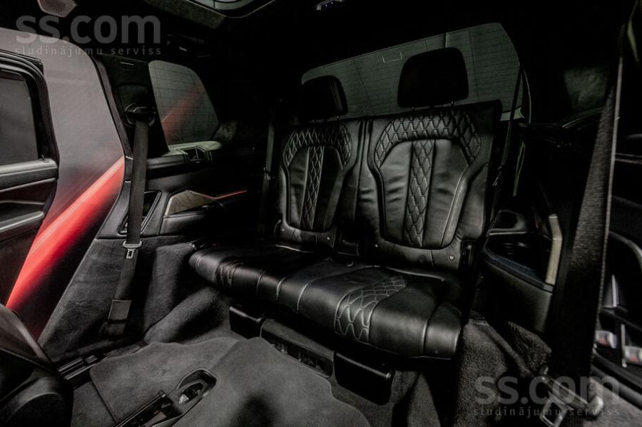 Pelēks BMW X7 2019 Tallina, ar dzinēja tilpumu 3.00 L un nobraukumu 187 tūkst. km par 46999 €, foto 13 vietnē AUTOMOTO.COM.LV