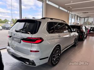 Grey BMW X7 2026 in Tartu, with an engine capacity of 3.00 L and mileage of 0 thousand km for 103010 €, photo 3 on AUTOMOTO.COM.LV