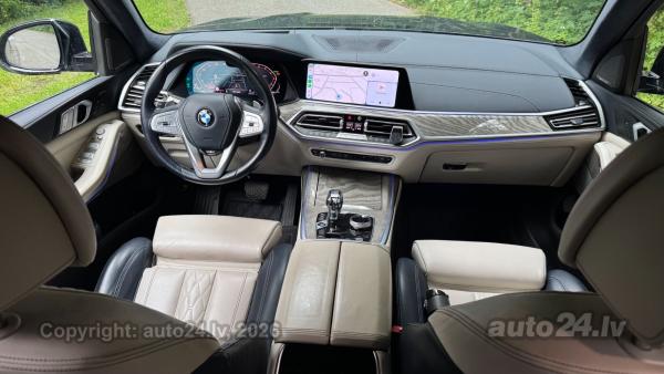 BMW X7 2019 Tallina, ar dzinēja tilpumu 3.00 L un nobraukumu 97 tūkst. km par 54900 €, foto 7 vietnē AUTOMOTO.COM.LV