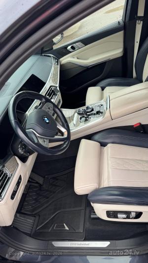 BMW X7 2019 Tallina, ar dzinēja tilpumu 3.00 L un nobraukumu 97 tūkst. km par 54900 €, foto 13 vietnē AUTOMOTO.COM.LV