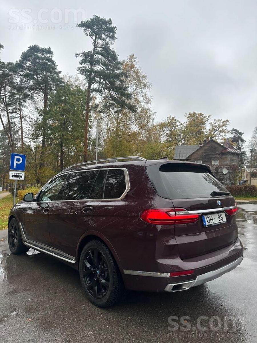 Red BMW X7 2019 in Jurmala, with an engine capacity of 3.00 L and mileage of 101 thousand km for 55000 €, photo 8 on AUTOMOTO.COM.LV