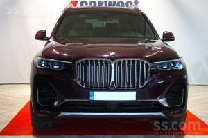 Red BMW X7 2019 in Riga, with an engine capacity of 3.00 L and mileage of 115 thousand km for 47500 €, photo 3 on AUTOMOTO.COM.LV