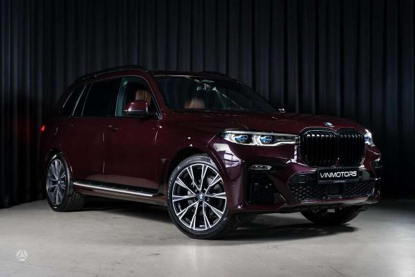 Red BMW X7 2020 in Vilnius, with an engine capacity of 3.00 L and mileage of 99 thousand km for 52999 €, photo 3 on AUTOMOTO.COM.LV