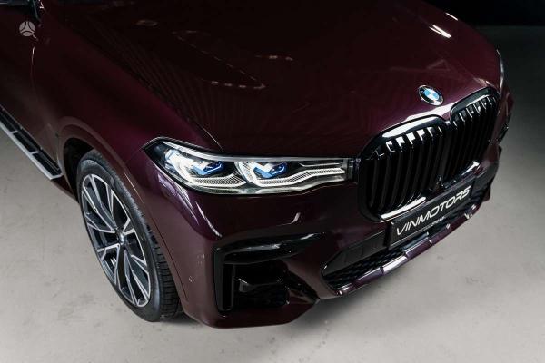 Red BMW X7 2020 in Vilnius, with an engine capacity of 3.00 L and mileage of 99 thousand km for 52999 €, photo 7 on AUTOMOTO.COM.LV