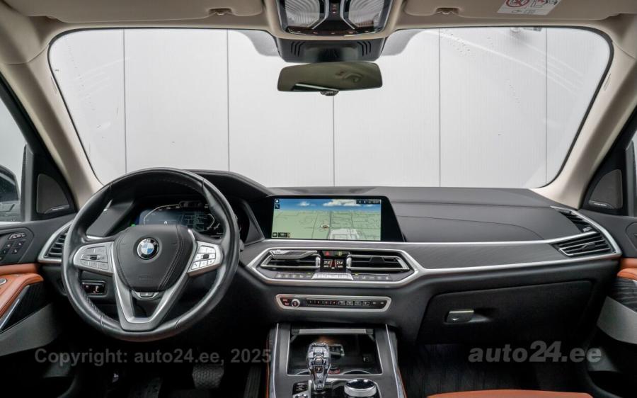 BMW X7 2021 in Tartu, with an engine capacity of 3.00 L and mileage of 155 thousand km for 66900 €, photo 7 on AUTOMOTO.COM.LV