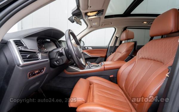 BMW X7 2021 Tartu, ar dzinēja tilpumu 3.00 L un nobraukumu 155 tūkst. km par 66900 €, foto 8 vietnē AUTOMOTO.COM.LV