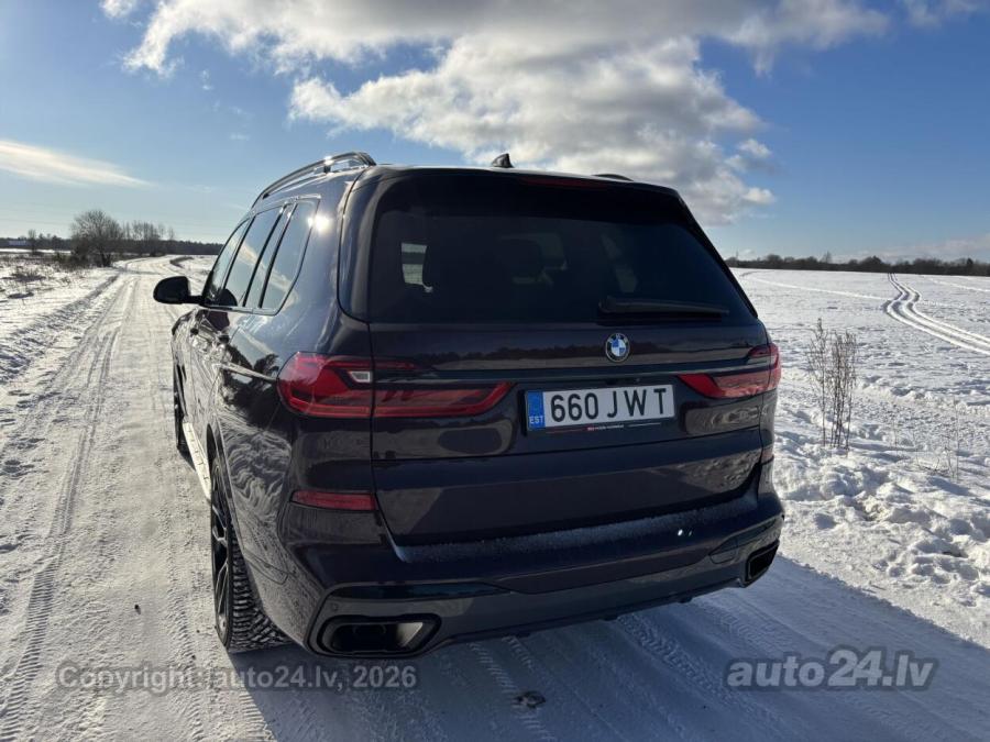 Violet BMW X7 2021 in Tallinn, with an engine capacity of 3.00 L and mileage of 176 thousand km for 60499 €, photo 4 on AUTOMOTO.COM.LV