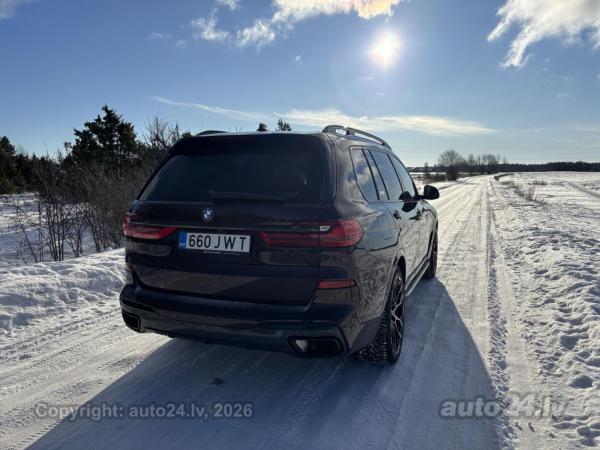Violet BMW X7 2021 in Tallinn, with an engine capacity of 3.00 L and mileage of 176 thousand km for 60499 €, photo 5 on AUTOMOTO.COM.LV