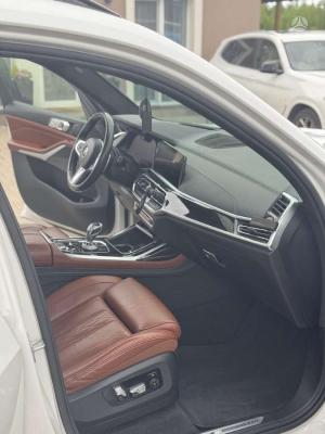 Balts BMW X7 2019 Kauņa, ar dzinēja tilpumu 3.00 L un nobraukumu 84 tūkst. km par 54900 €, foto 14 vietnē AUTOMOTO.COM.LV