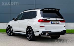 White BMW X7 2019 in Riga, with an engine capacity of 3.00 L and mileage of 89 thousand km for 50990 €, photo 4 on AUTOMOTO.COM.LV