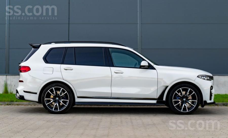 White BMW X7 2019 in Riga, with an engine capacity of 3.00 L and mileage of 89 thousand km for 50990 €, photo 11 on AUTOMOTO.COM.LV