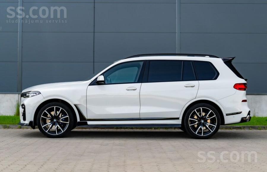 White BMW X7 2019 in Riga, with an engine capacity of 3.00 L and mileage of 89 thousand km for 50990 €, photo 12 on AUTOMOTO.COM.LV