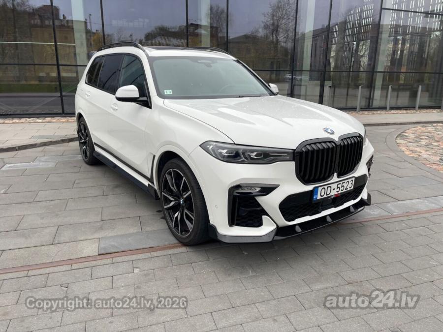 White BMW X7 2019 in Riga, with an engine capacity of 4.00 L and mileage of 93 thousand km for 47800 €, photo 1 on AUTOMOTO.COM.LV