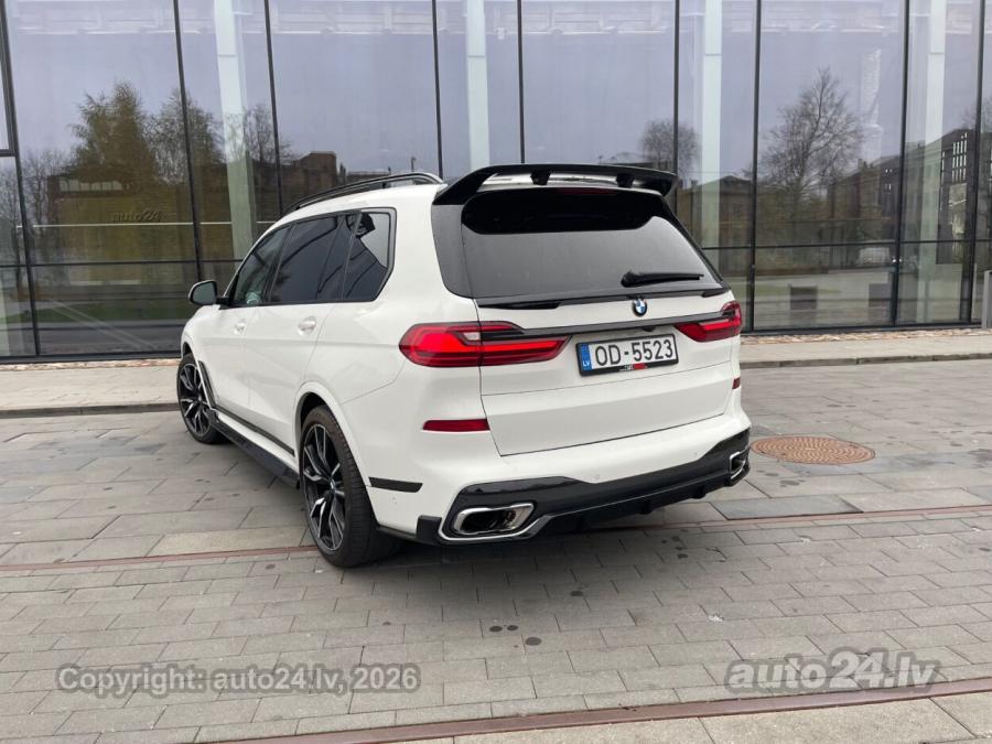 Balts BMW X7 2019 Rīga, ar dzinēja tilpumu 4.00 L un nobraukumu 93 tūkst. km par 47800 €, foto 10 vietnē AUTOMOTO.COM.LV