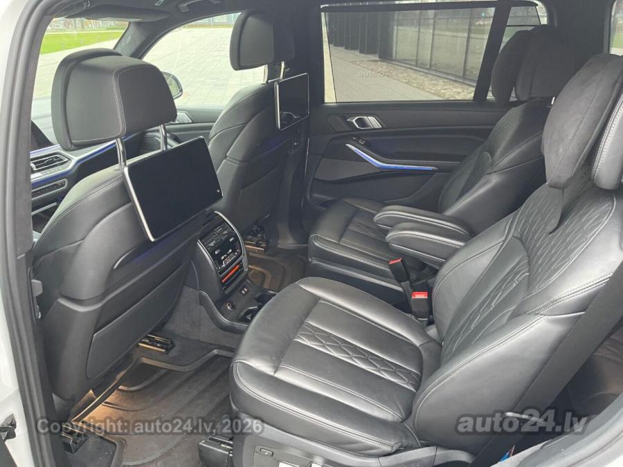 Balts BMW X7 2019 Rīga, ar dzinēja tilpumu 4.00 L un nobraukumu 93 tūkst. km par 47800 €, foto 13 vietnē AUTOMOTO.COM.LV