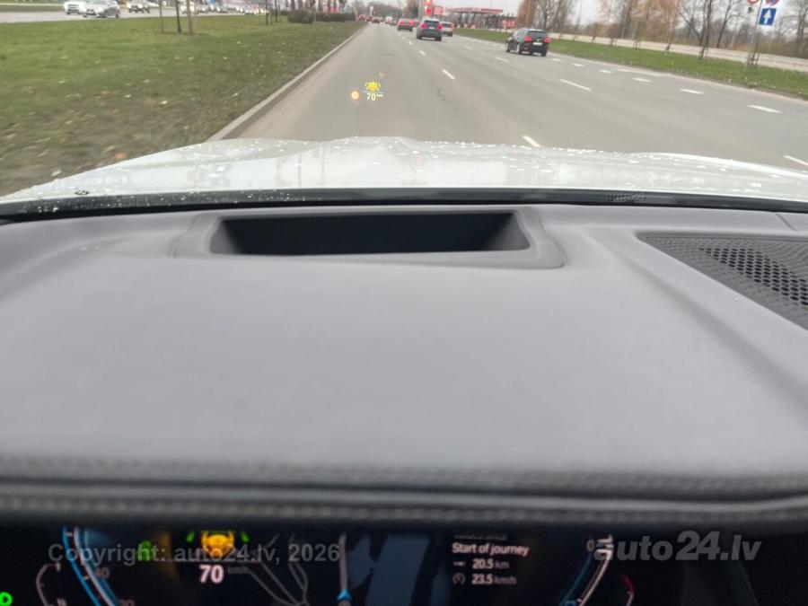 Balts BMW X7 2019 Rīga, ar dzinēja tilpumu 4.00 L un nobraukumu 93 tūkst. km par 47800 €, foto 16 vietnē AUTOMOTO.COM.LV