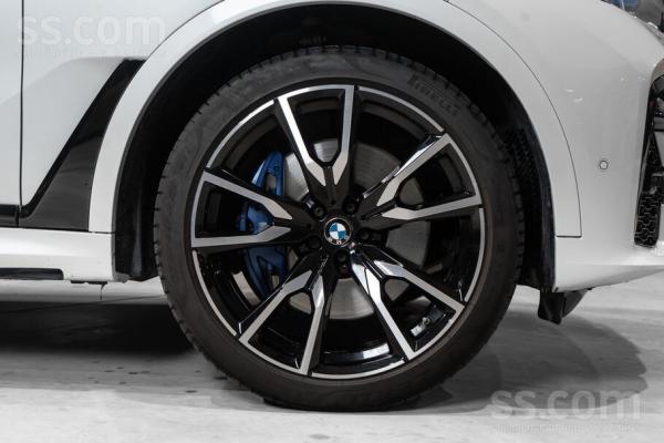 Balts BMW X7 2019 Rīga, ar dzinēja tilpumu 3.00 L un nobraukumu 56 tūkst. km par 63900 €, foto 7 vietnē AUTOMOTO.COM.LV
