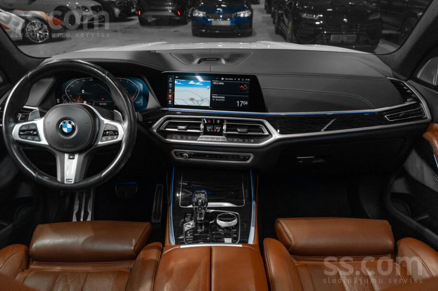 White BMW X7 2019 in Riga, with an engine capacity of 3.00 L and mileage of 56 thousand km for 63900 €, photo 14 on AUTOMOTO.COM.LV