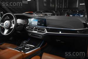 White BMW X7 2019 in Riga, with an engine capacity of 3.00 L and mileage of 56 thousand km for 63900 €, photo 15 on AUTOMOTO.COM.LV