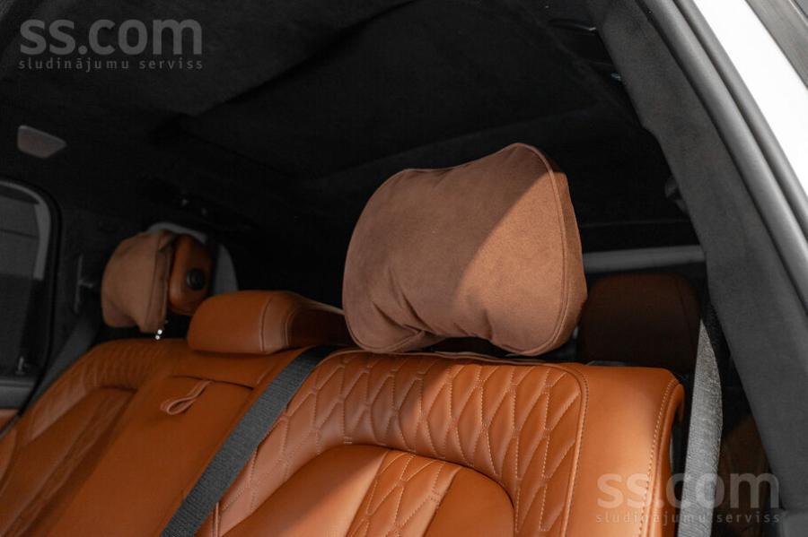 White BMW X7 2019 in Riga, with an engine capacity of 3.00 L and mileage of 56 thousand km for 63900 €, photo 20 on AUTOMOTO.COM.LV
