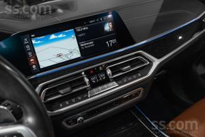 White BMW X7 2019 in Riga, with an engine capacity of 3.00 L and mileage of 56 thousand km for 63900 €, photo 31 on AUTOMOTO.COM.LV