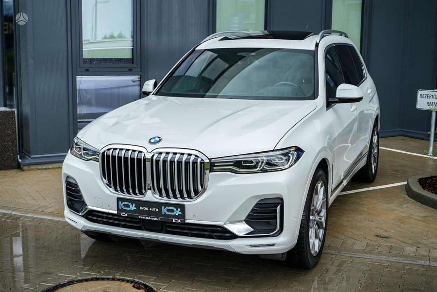 White BMW X7 2019 in Kaunas, with an engine capacity of 3.00 L and mileage of 96 thousand km for 46950 €, photo 5 on AUTOMOTO.COM.LV