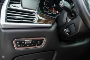 White BMW X7 2019 in Kaunas, with an engine capacity of 3.00 L and mileage of 96 thousand km for 46950 €, photo 32 on AUTOMOTO.COM.LV